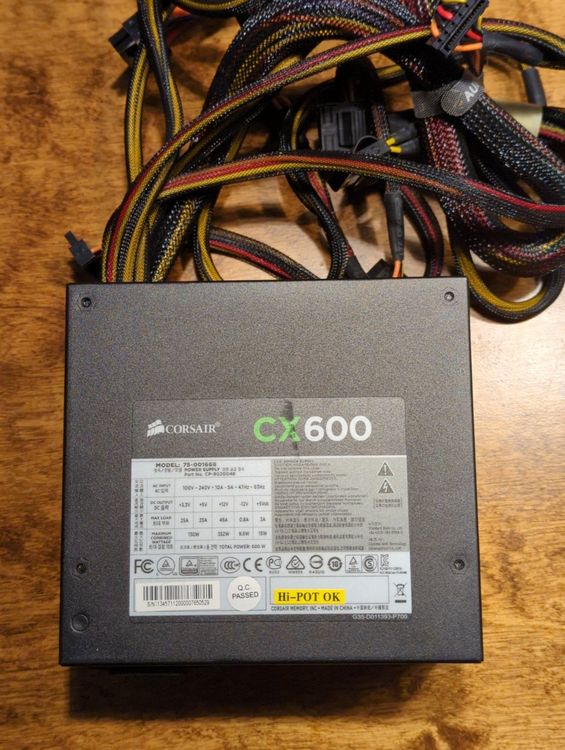 Corsair CX600 (Gebraucht) in Zürich für CHF 25 – mit Lieferung auf Ricardo kaufen