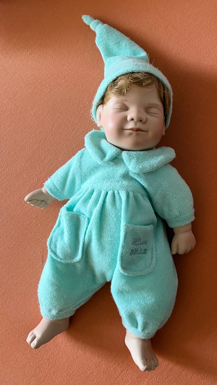 Süsse Puppe mit Schlafmütze 💙 Sammlerpuppe 👍🏼 (Gebraucht) in Stetten AG ...