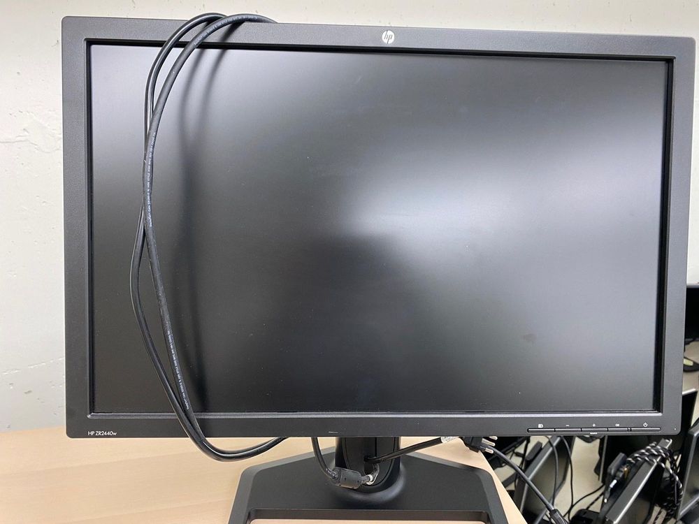 HP Monitore ZR2240w (Gebraucht) in oftringen für CHF 30 – nur Abholung ...