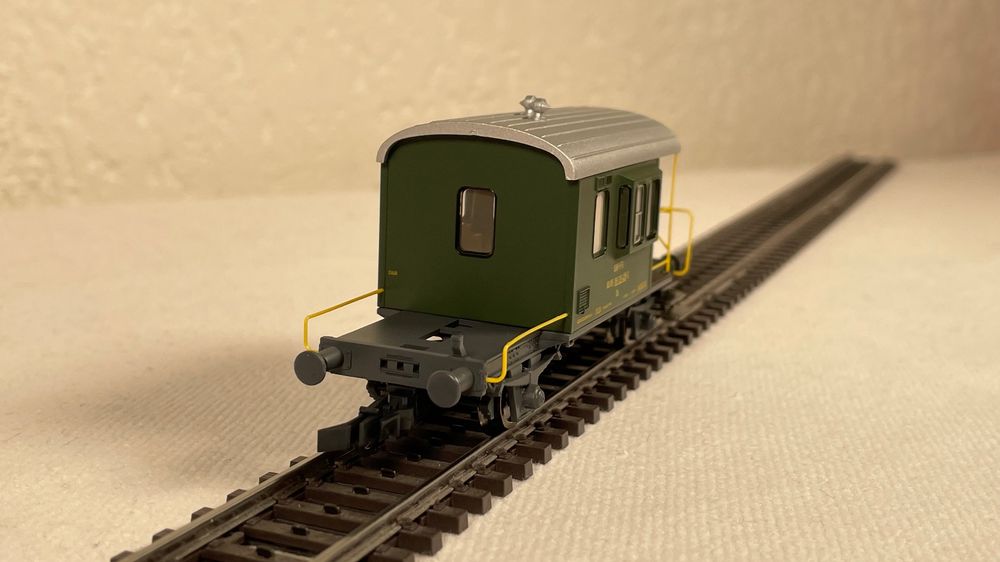 Roco 46960.1 - SBB Db Begleitwagen „SPUTNIK“ - NEU (Neu und originalverpackt) in für CHF 31 ...