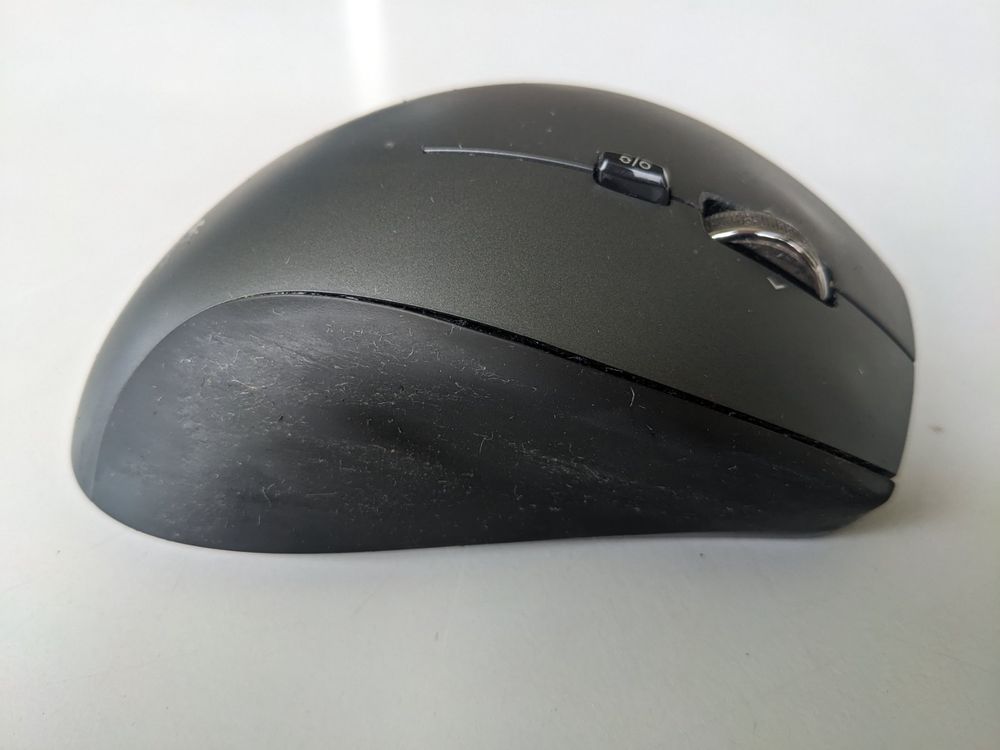 Logitech - Performance MX - Darkfield - mit USB Stick | Kaufen auf Ricardo