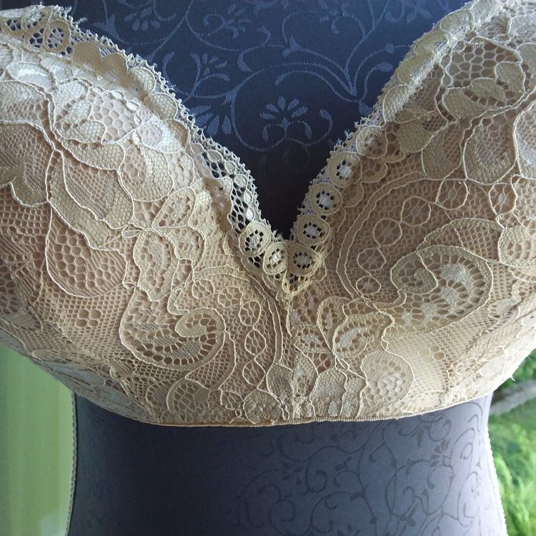 Büstenhalter L Gr 44 85c Beige Bh Bra Kaufen Auf Ricardo