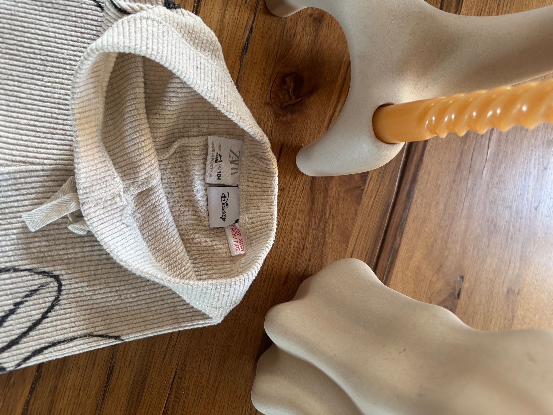 ZARA X MINNIE DISNEY 🐭 💕 Leggings côtelés 104 (D'occasion) à Muraz (Collombey) pour CHF 6 – avec ...