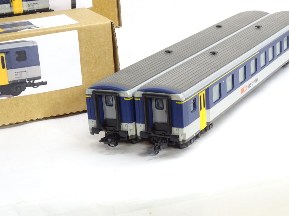 Roco 2 x 44338 NPZ Personenwagen 1./2.Klasse, H0,GS/DC (D'occasion) à ...