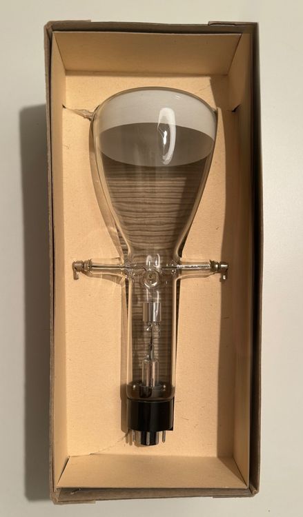 Röhre nach Braun, Braunsche Röhre, BR2, von Narva, neu (Neu und ...