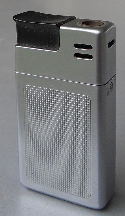 BRAUN Mach 2- Feuerzeug - briquet - accendino - lighter (Gebraucht) in ...