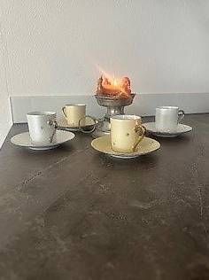 Edle Espressotassen mit Swarovskysteinchen (Gebraucht) in Zollikon für ...