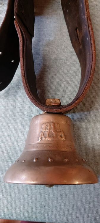 ALIG Glocke 1911 (Gebraucht) in schönholzerswilen für CHF 915 – mit ...