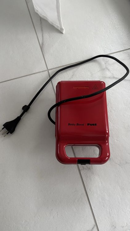 Betty Bossi Sandwich Maker (Gebraucht) in Seengen für CHF 3 – mit ...