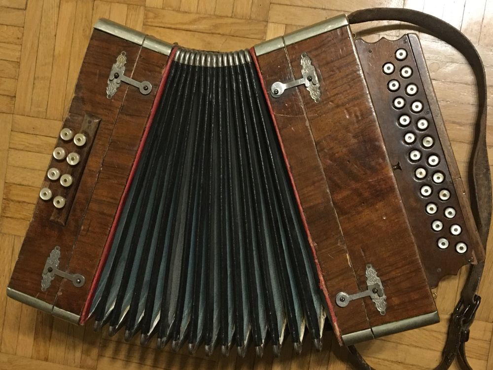Alte Diatonische Handharmonika (Gebraucht) in Wangen b. Olten für CHF ...