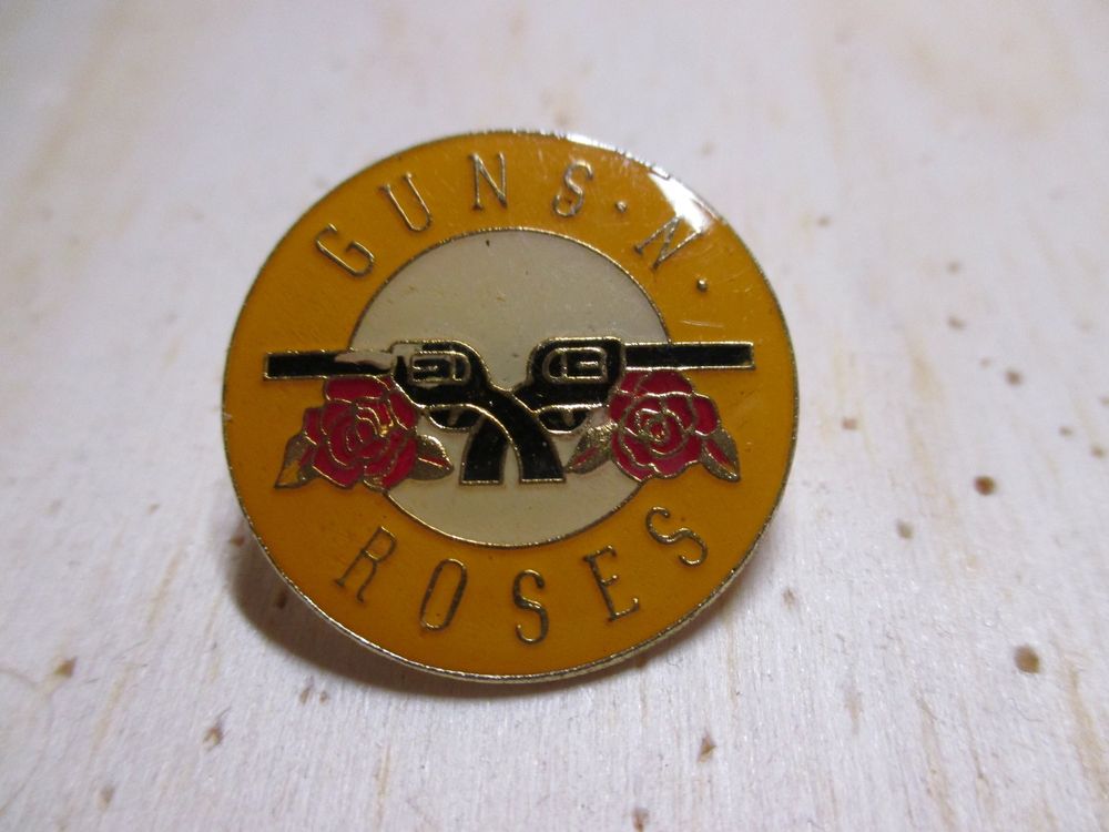 Guns N Roses Pin (Neu (gemäss Beschreibung)) in Felsberg für CHF 0.5 ...