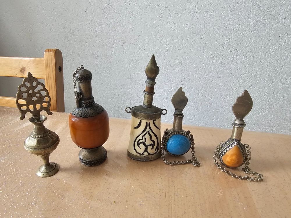 5 Anciens Flacon / Etui à Khôl Afrique du Nord (D'occasion) à Etoy pour ...