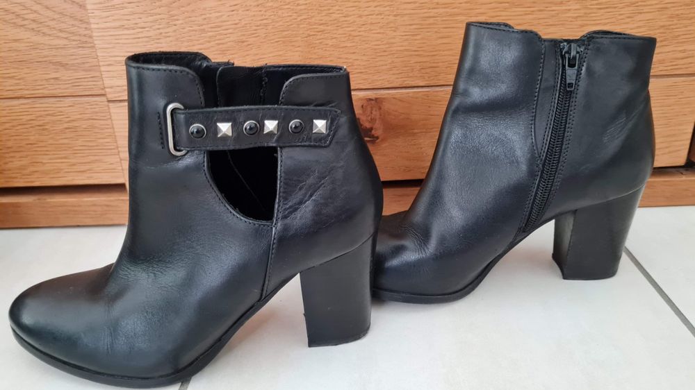 Bottines cuir noir Minelli pointure 37 (D'occasion) à Payerne pour CHF ...