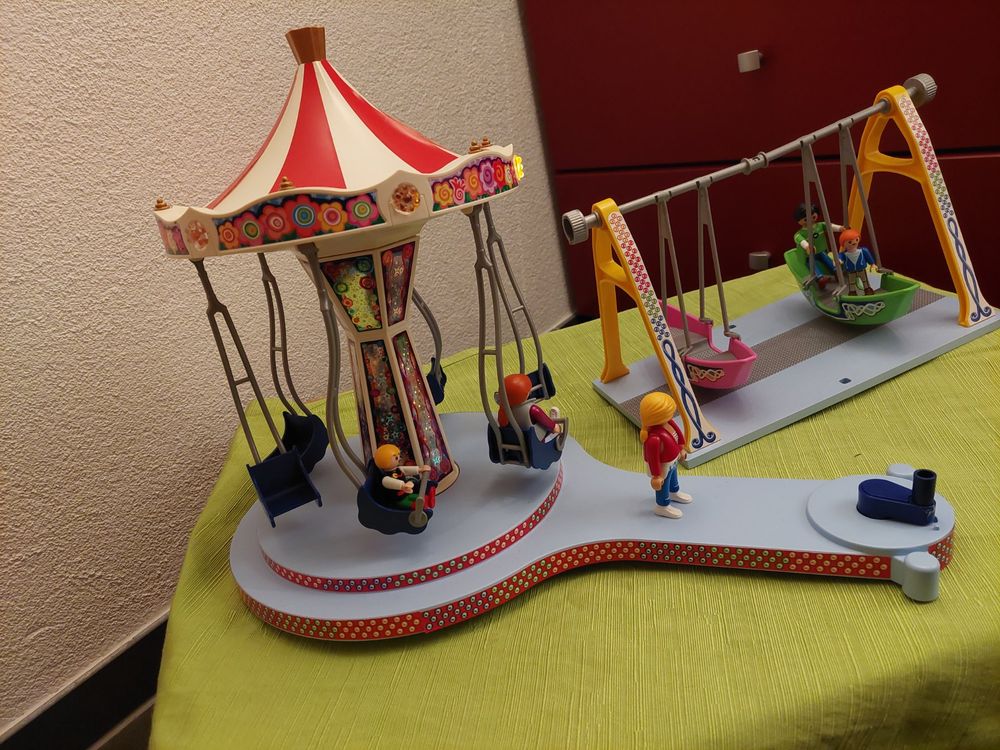 Playmobil - Karussell mit Beleuchtung und Schiffschaukel | Kaufen auf ...