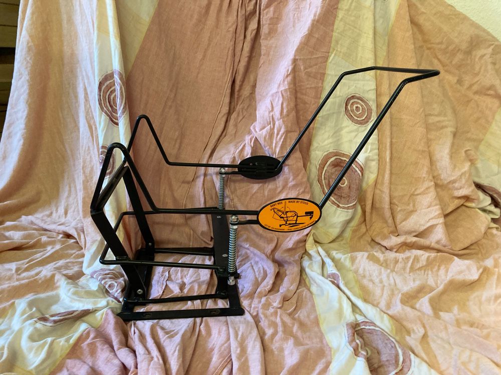 Steco Baby-Mee Fahrradhalterung für Babyschale (Gebraucht) in Biel ...