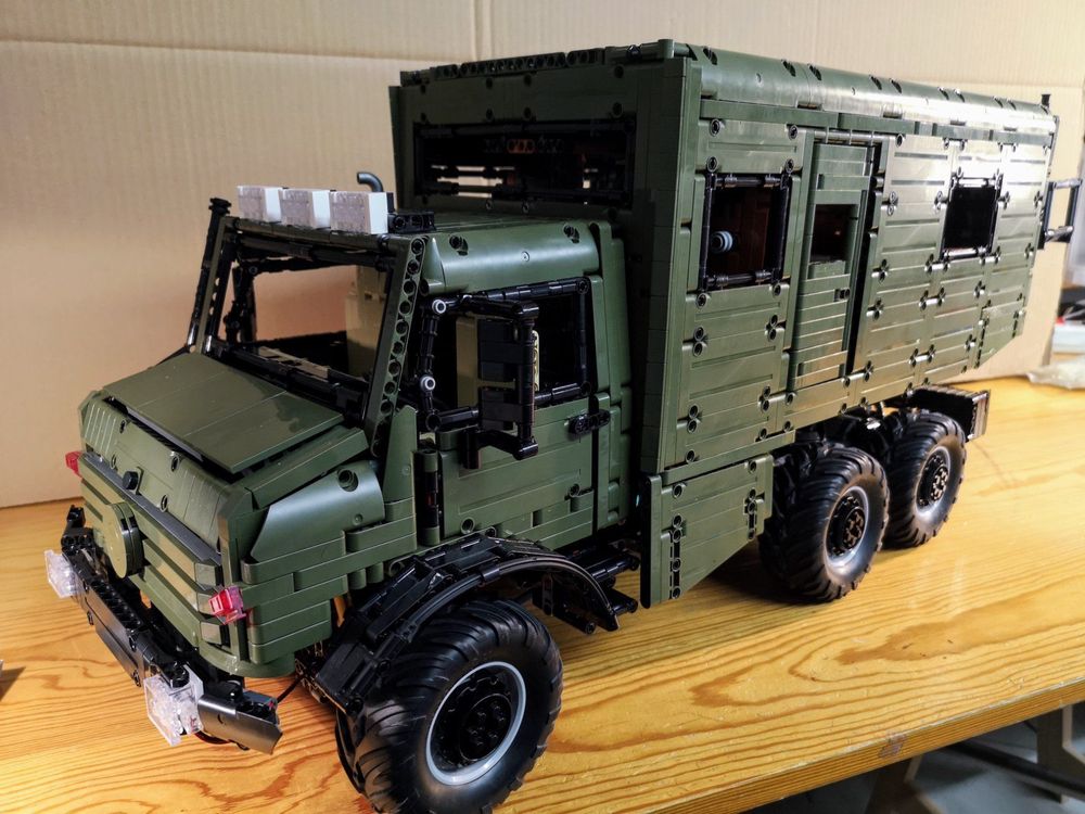 TECHNICIAN LE-J907 Unimog Wohnmobil (Gebraucht) in Zürich für CHF 180 ...