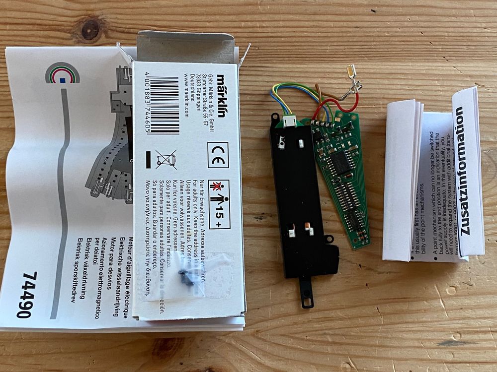 Märklin Set Weichenantrieb + Decoder für C-Gleis, OVP v. Dec (Gebraucht) in Grosshöchstetten für ...