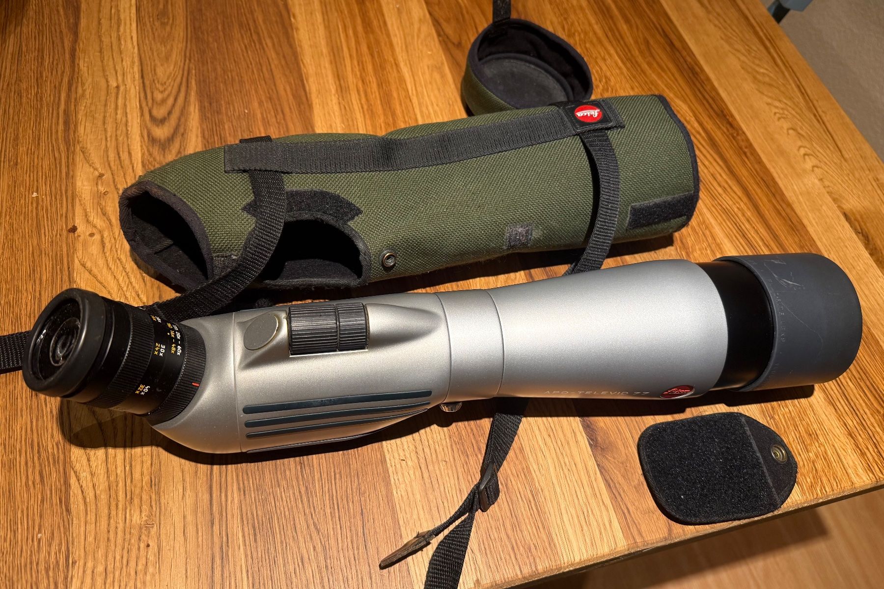 Leica Televid 77 mit Okular 20-60x Zoom und Tasche (Gebraucht) in ...