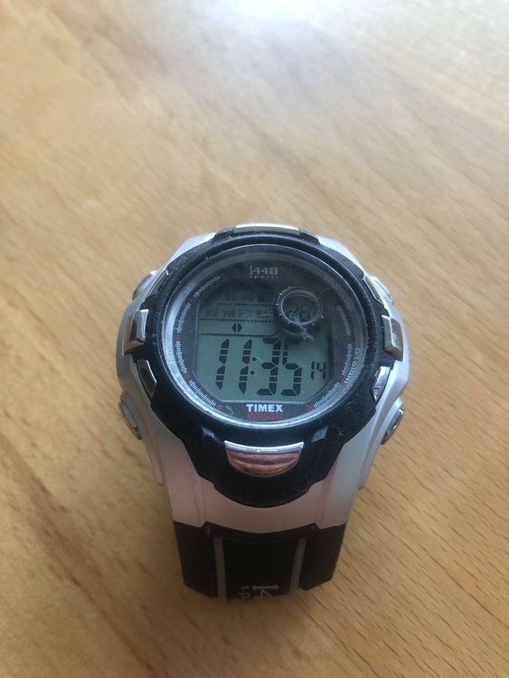 Timex 1440 Sportuhr (Gebraucht) in Schaffhausen für CHF 1 – mit ...