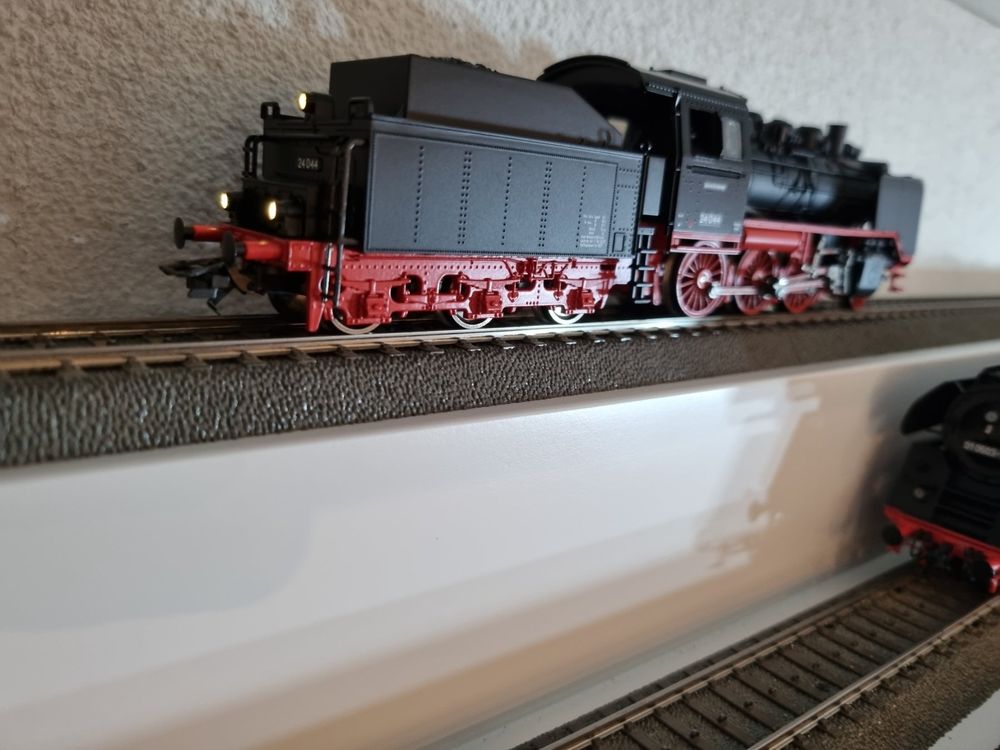 Märklin H0 36244 MFX DCC Digital BR 24 der DB + Rauchsatz (Neu und originalverpackt) in Mauren ...