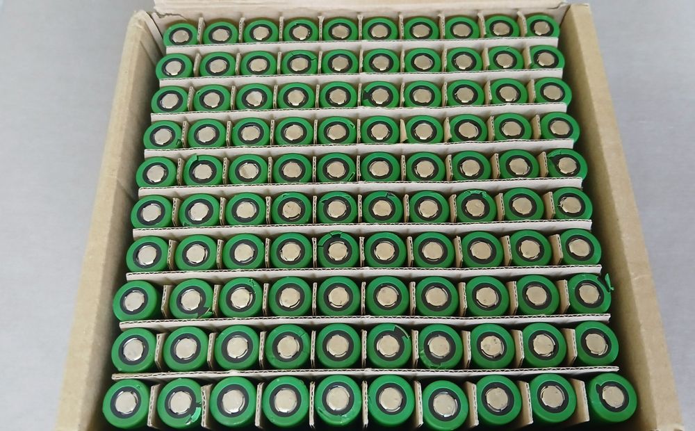 100 Stück Li-Ion Zellen Sony US18650VC7 / 8A / 18650 (Gebraucht) in ...