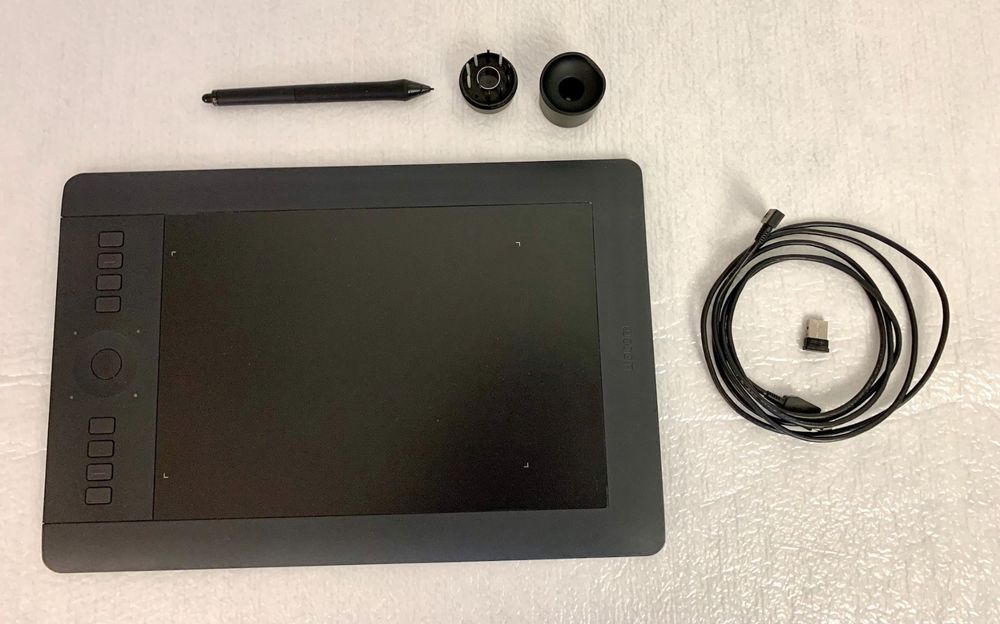 Wacom Intuos Pro M (Gebraucht) in Thalwil für CHF 140 – mit Lieferung ...