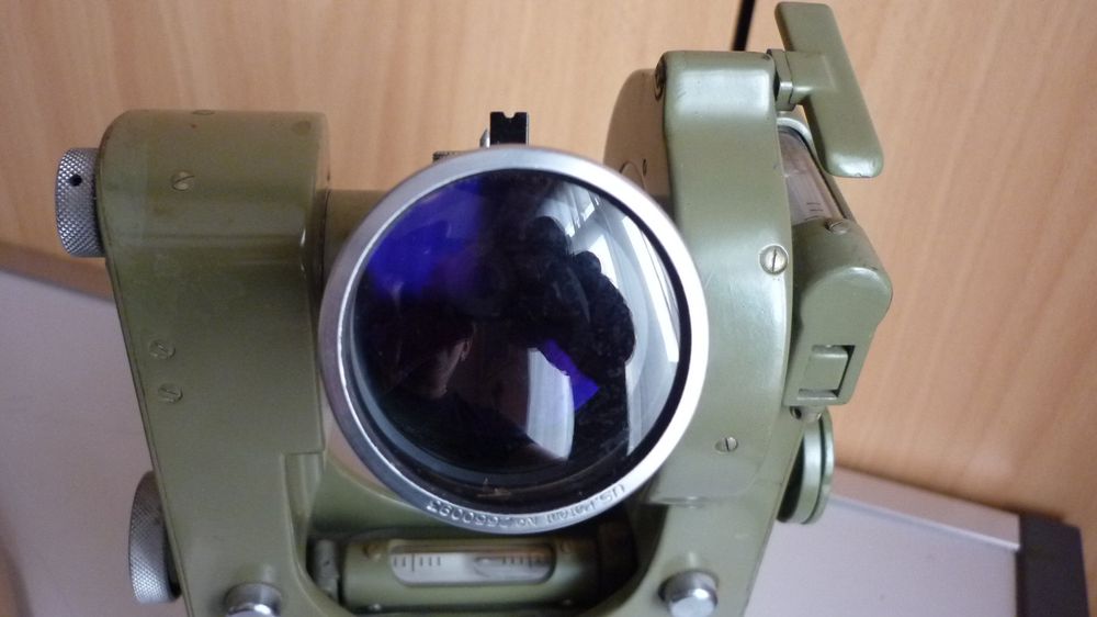 Wild Heerbrugg T1 Theodolite+Stativ+Precision Level+Beton Pr | Kaufen ...