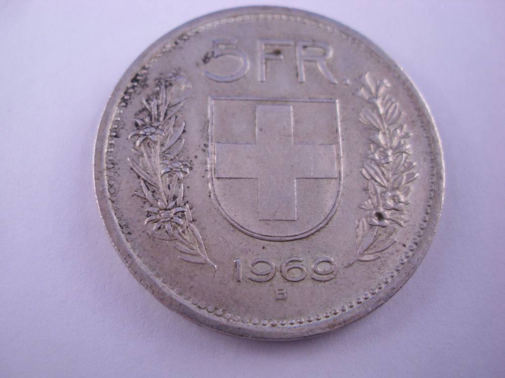 5 Franken 1969 (Gebraucht) in Birsfelden für CHF 8.1 – mit Lieferung auf Ricardo kaufen