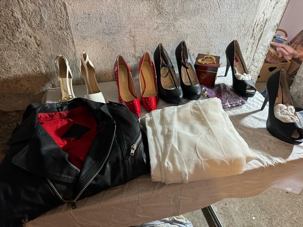 Nur ab Fr.1-(143) (Gebraucht) in Illnau-Effretikon für CHF 17 – nur Abholung auf Ricardo kaufen