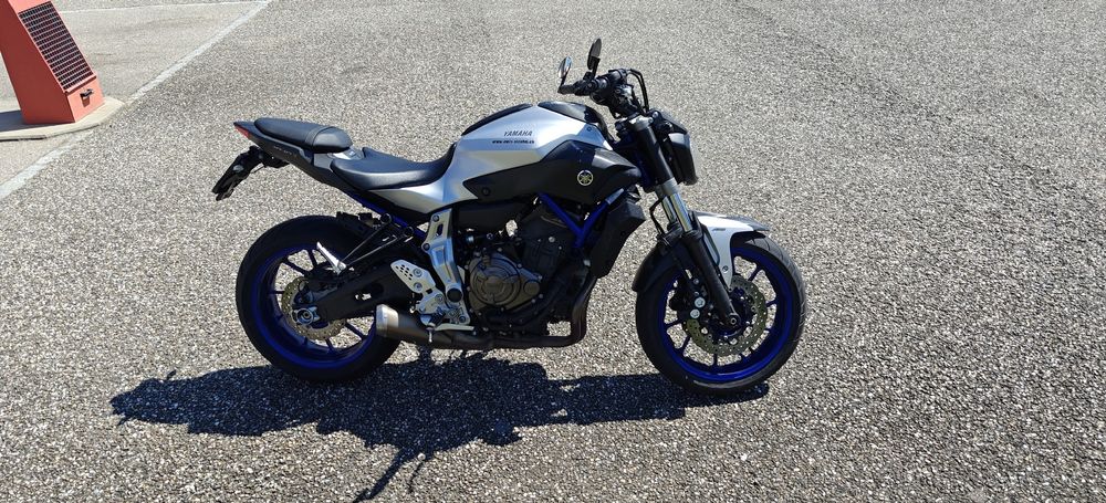 Yamaha mt 07 (Gebraucht) in Lyss für CHF 3999 – nur Abholung auf Ricardo kaufen