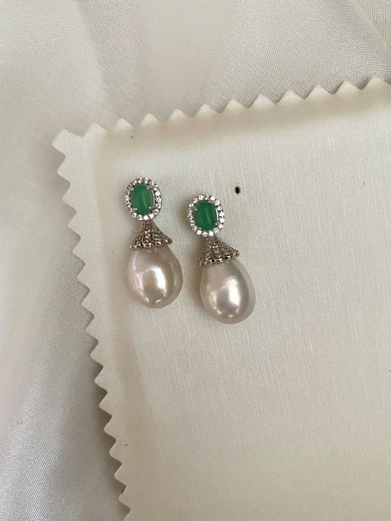 Barock Perlen Ohrringe/ Süsswasserperlen echte (Neu und originalverpackt) in Sarnen für CHF 70 ...