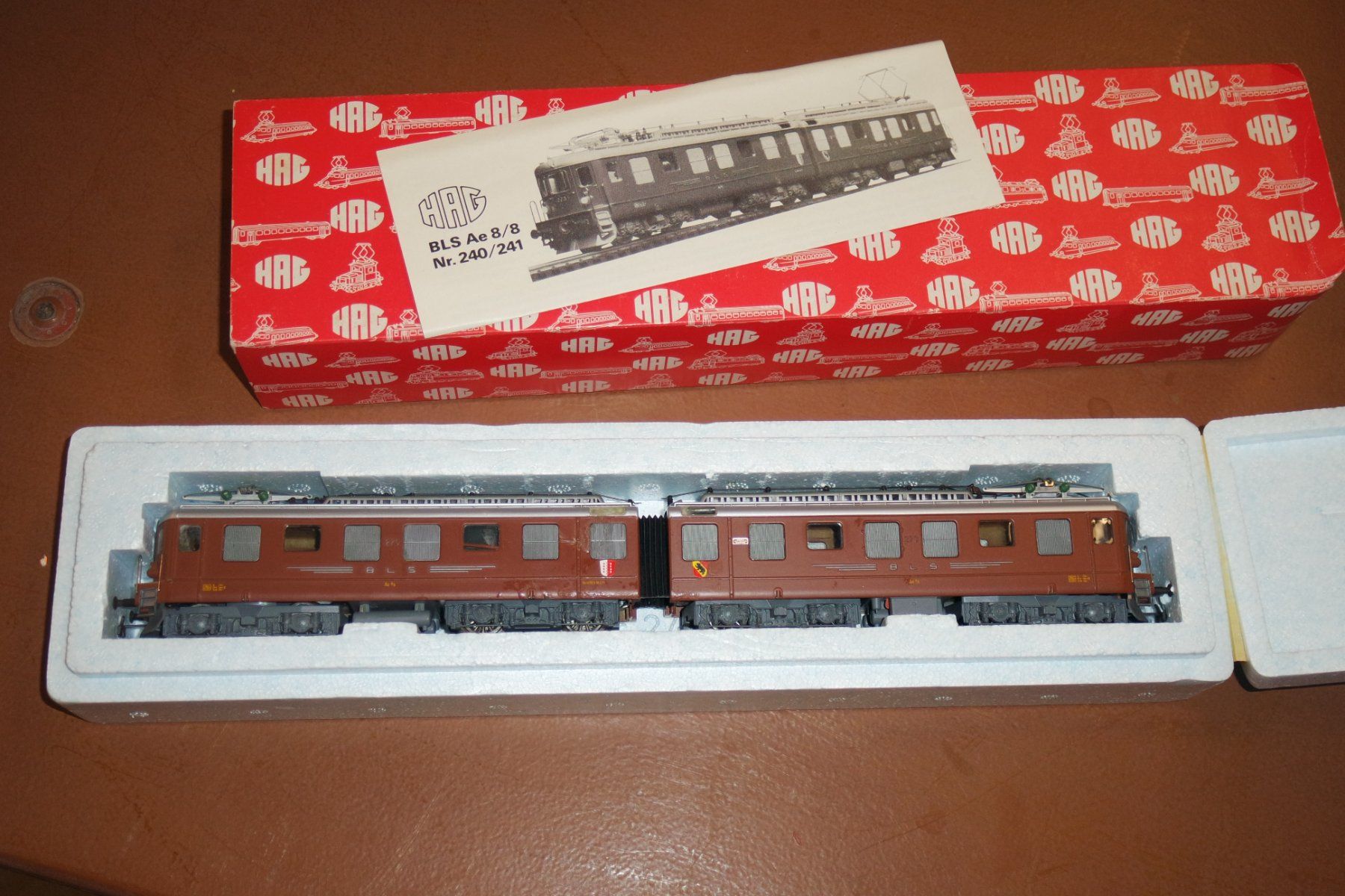 HAG art. 241 °°°° Locomotive double Ae 8/8 BLS - HO °°°° (D'occasion) à ...