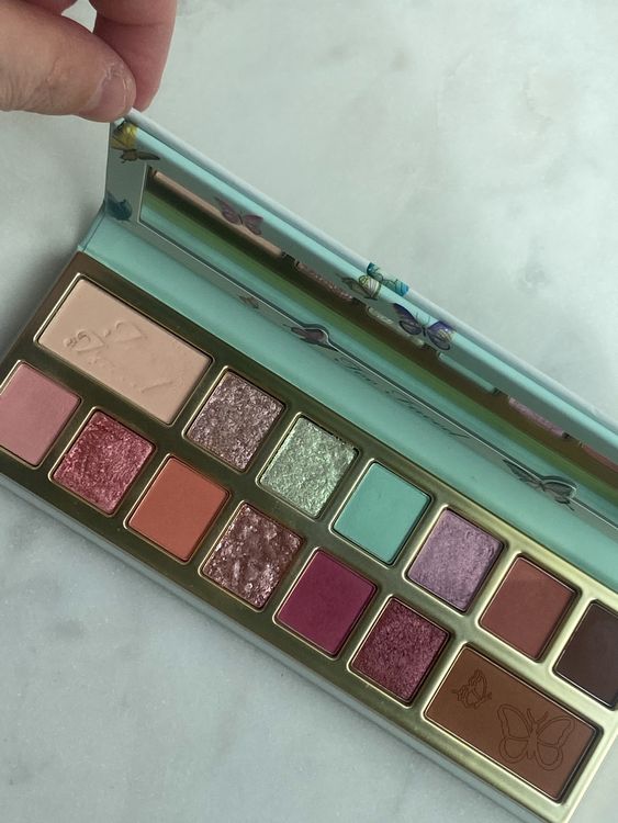 Eyeshadow palette - Too Faced (Gebraucht) in Vevey für CHF 12 – mit ...