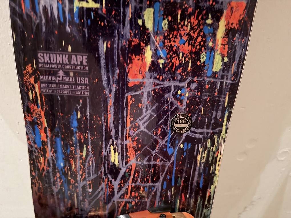 Lib Tech Skunk Ape 165 Snowboard + Ride Capo Bindungen (Gebraucht) in ...