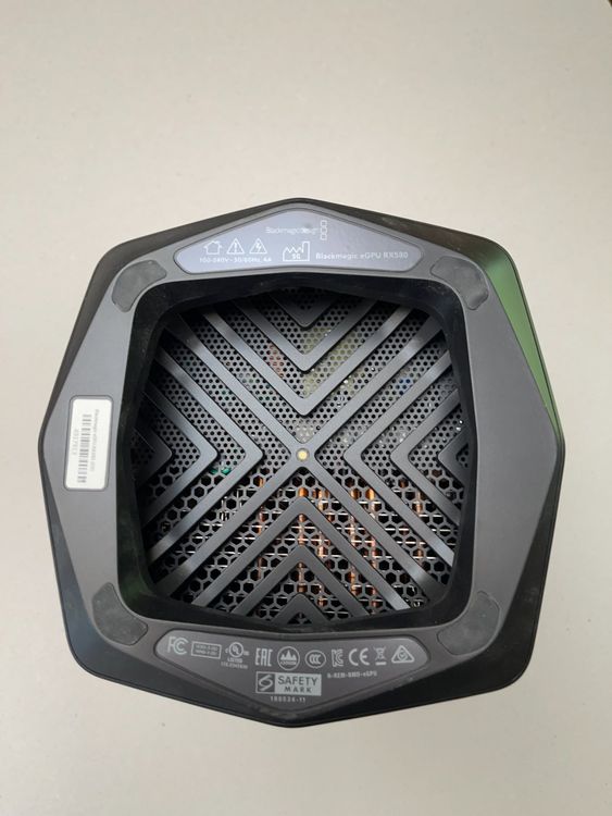 Blackmagic eGPU RX 580 8GB Grafikkarte für Mac, CH-Modell (Gebraucht ...