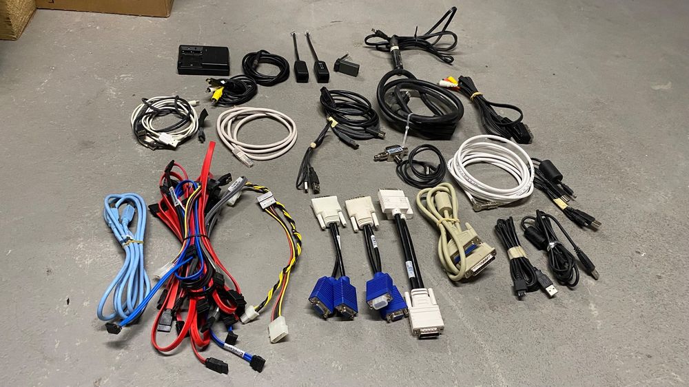 Verschiedne Kabel | Kaufen auf Ricardo