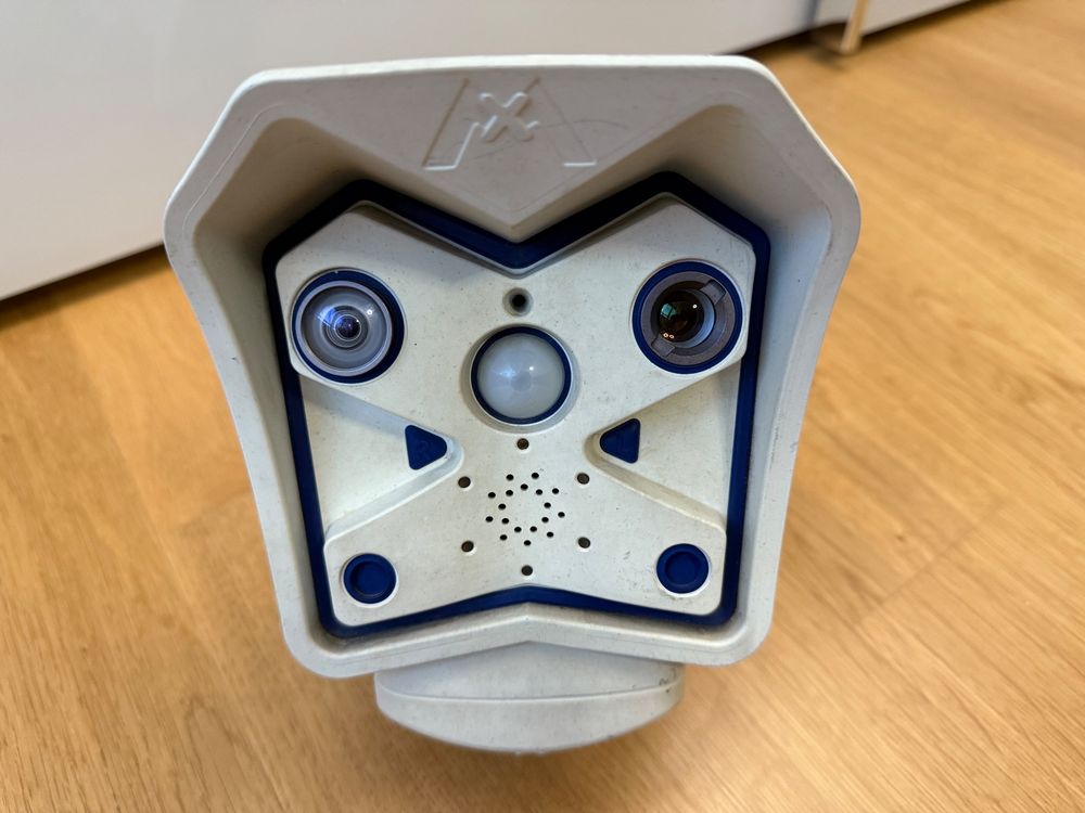 MOBOTIX M12D-SEC Dual Lens 3 MP Camera (22mm & 135mm) (Gebraucht) in ...