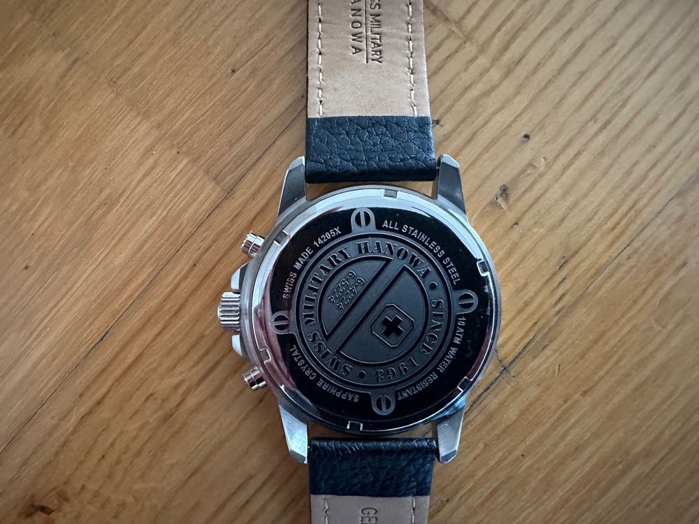 Neue Swiss Military Hanowa Arrow Chrono 06-4224.04.007 | Kaufen auf Ricardo