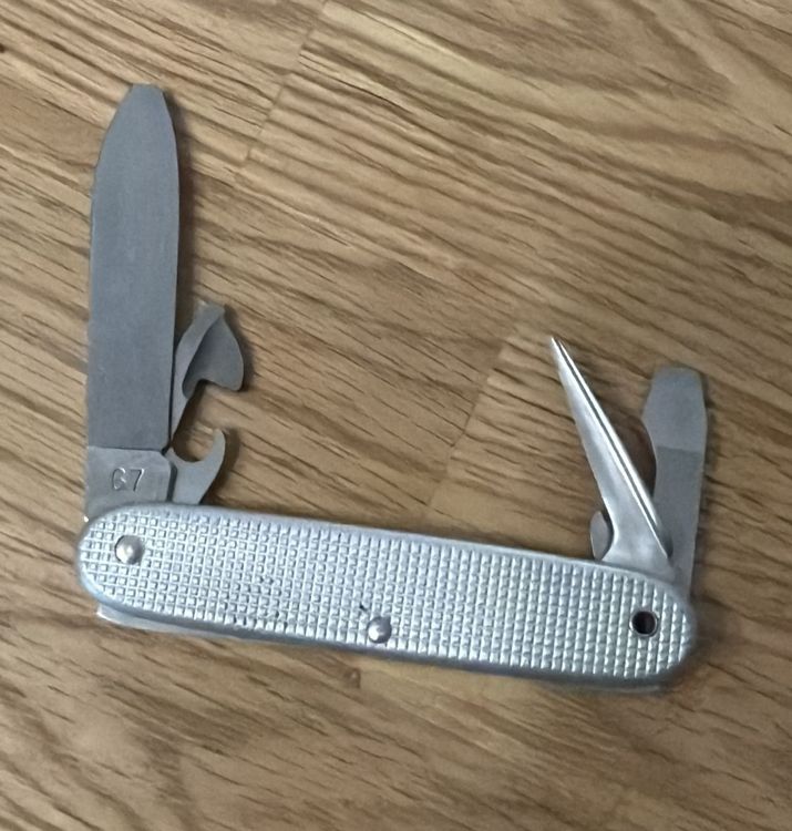 VICTORIA SACKMESSER JAHRGANG 1967 (Gebraucht) in Zürich für CHF 1 – mit ...