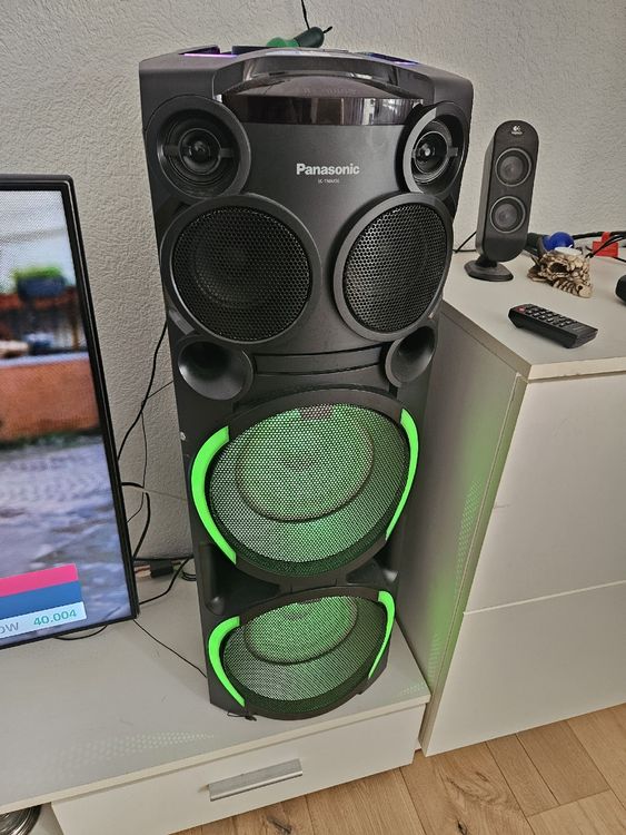 Panasonic Partybox Lautsprecher mit LED Beleuchtung (Neu (gemäss ...