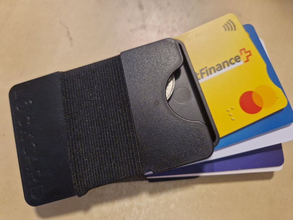Lockcard Wallet, der kleine und anpassbare Geldbeutel (Neu (gemäss ...