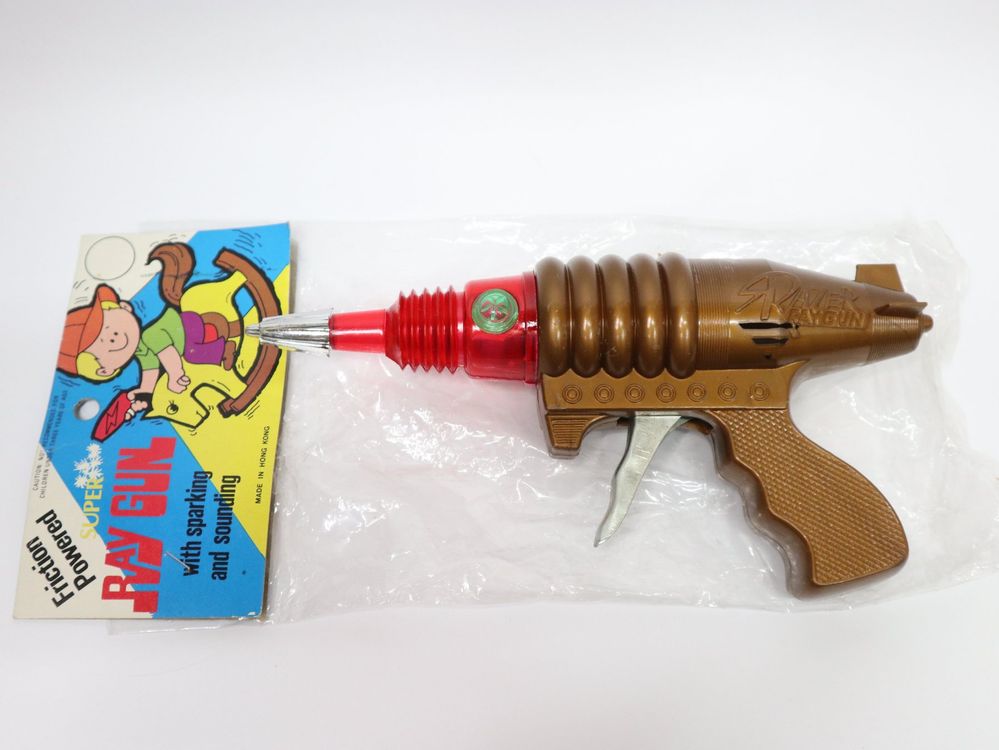 Vintage Razer Ray Space Gun mit Funkeneffekt NOS Hong-Kong (Neu (gemäss Beschreibung)) in ...