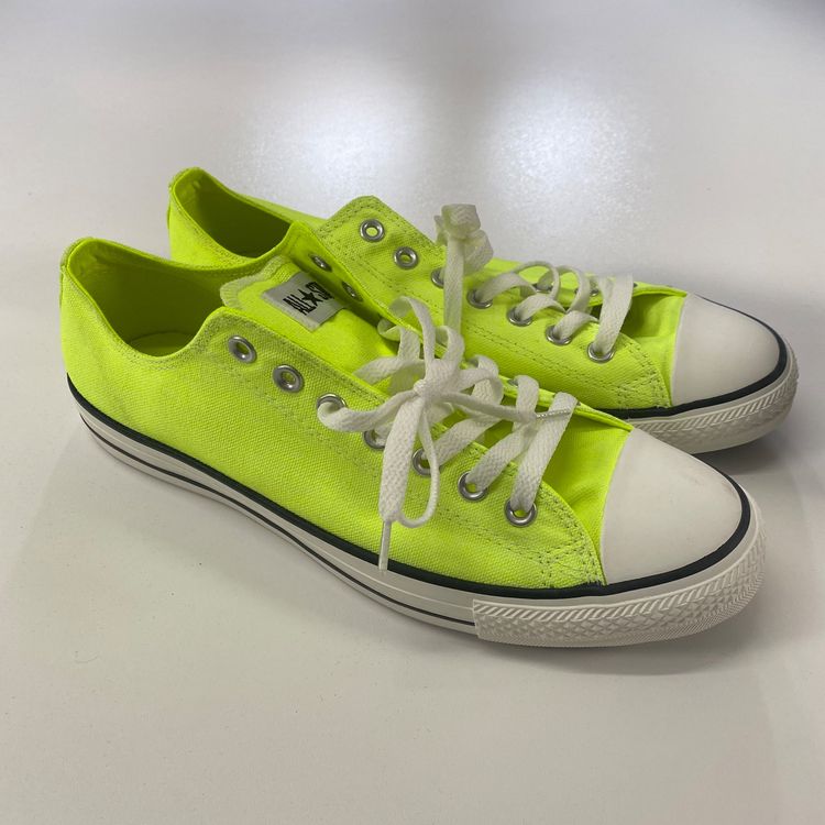 Converse low Neon (Gebraucht) in Lausanne für CHF 21 – mit Lieferung ...