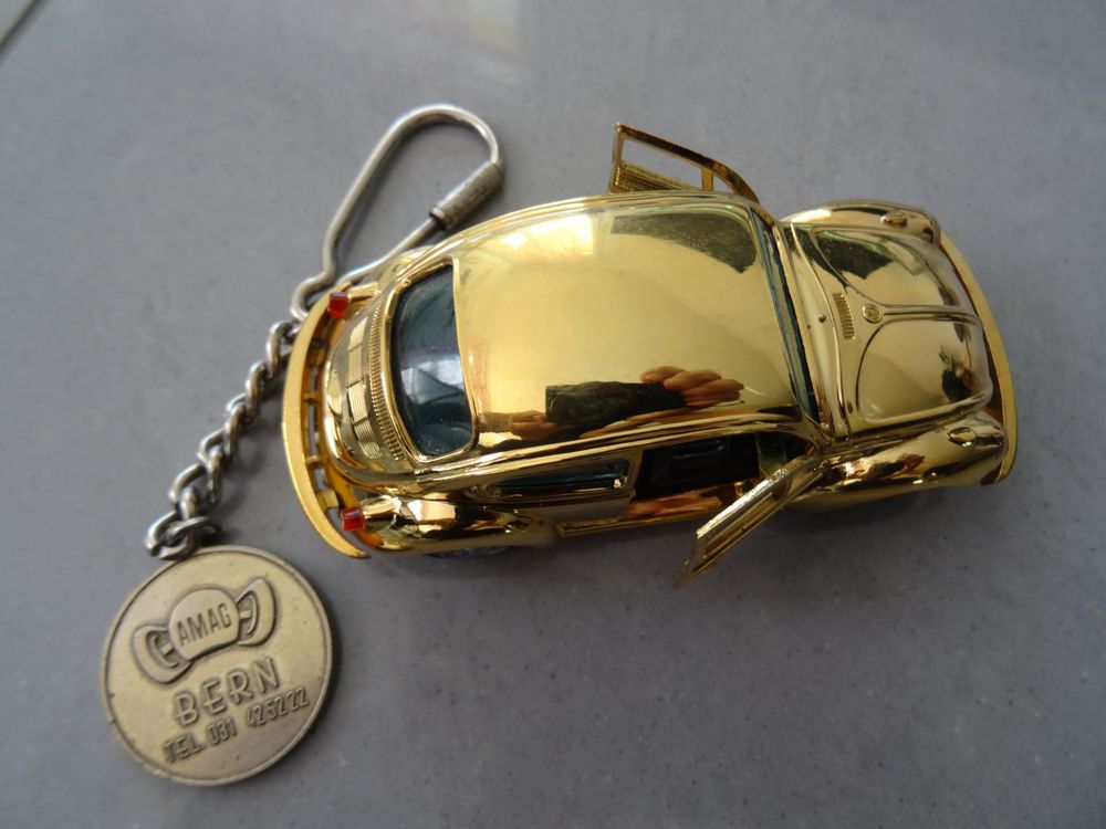 VW KÄFER 1302 GOLD mit AMAG Schlüsselanhänger. (Gebraucht) in ...
