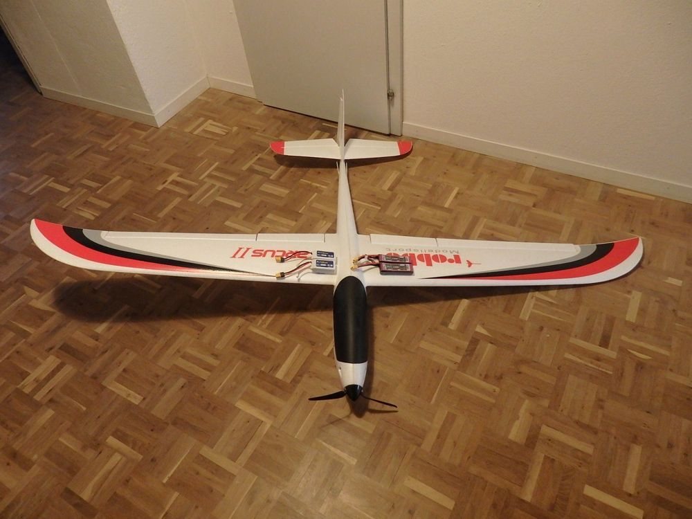 ROBBE Arcus II PNP + 4 AKKUS | Kaufen auf Ricardo