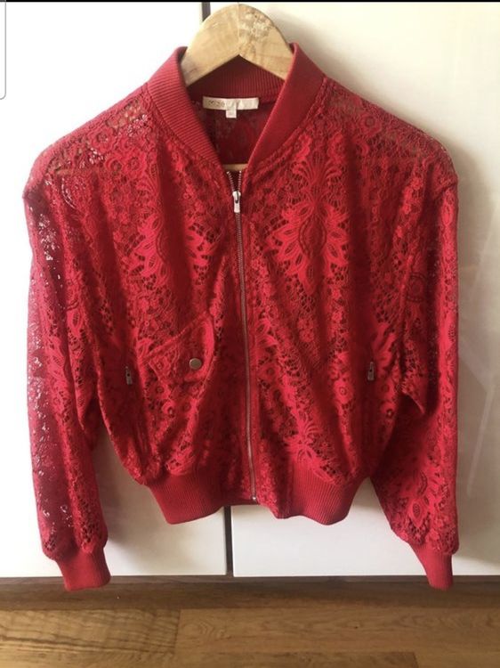 Maje Red Lace Jacket | Kaufen auf Ricardo