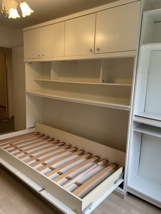 Schrankbett/Wandbett weiss mit Schrank (Gebraucht) in Zürich für CHF 1 – nur Abholung auf ...