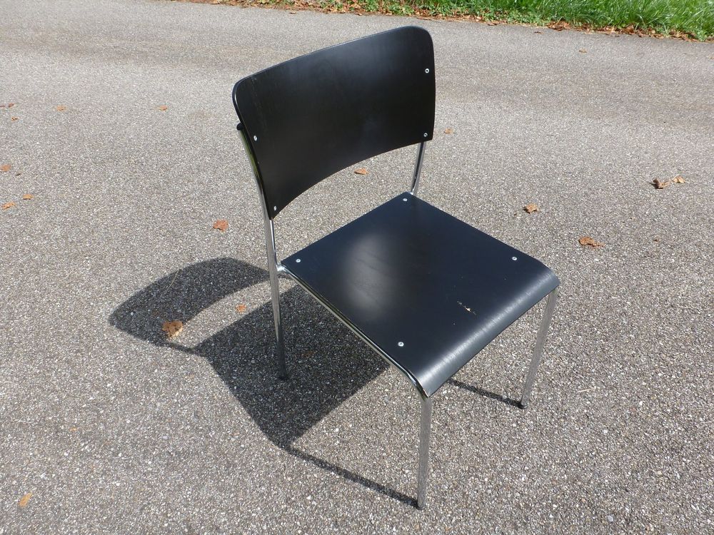 ein Stuhl, Dietiker ATRIO Seminarstühle Holzstühle stapelbar (Gebraucht ...