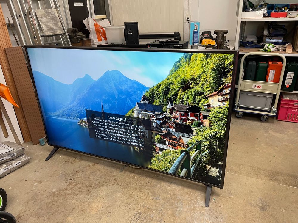 Lg 75 Zoll 4K Uhd tv Soundbar Lg und Blue Ray Player (Gebraucht) in ...