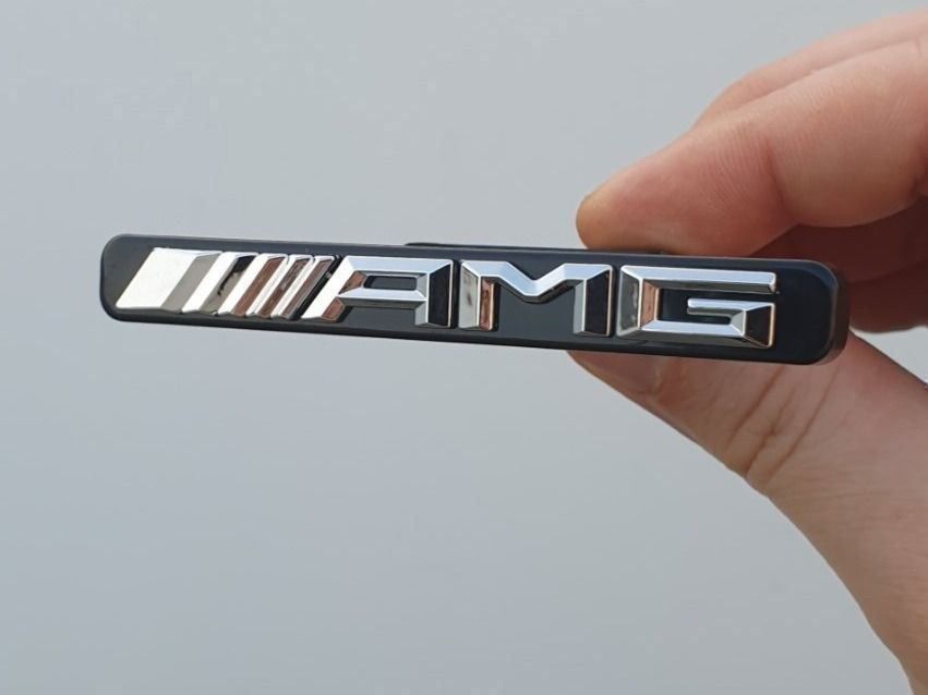 AMG Grill Emblem Logo (Neu und originalverpackt) in für CHF 27.3 – mit ...